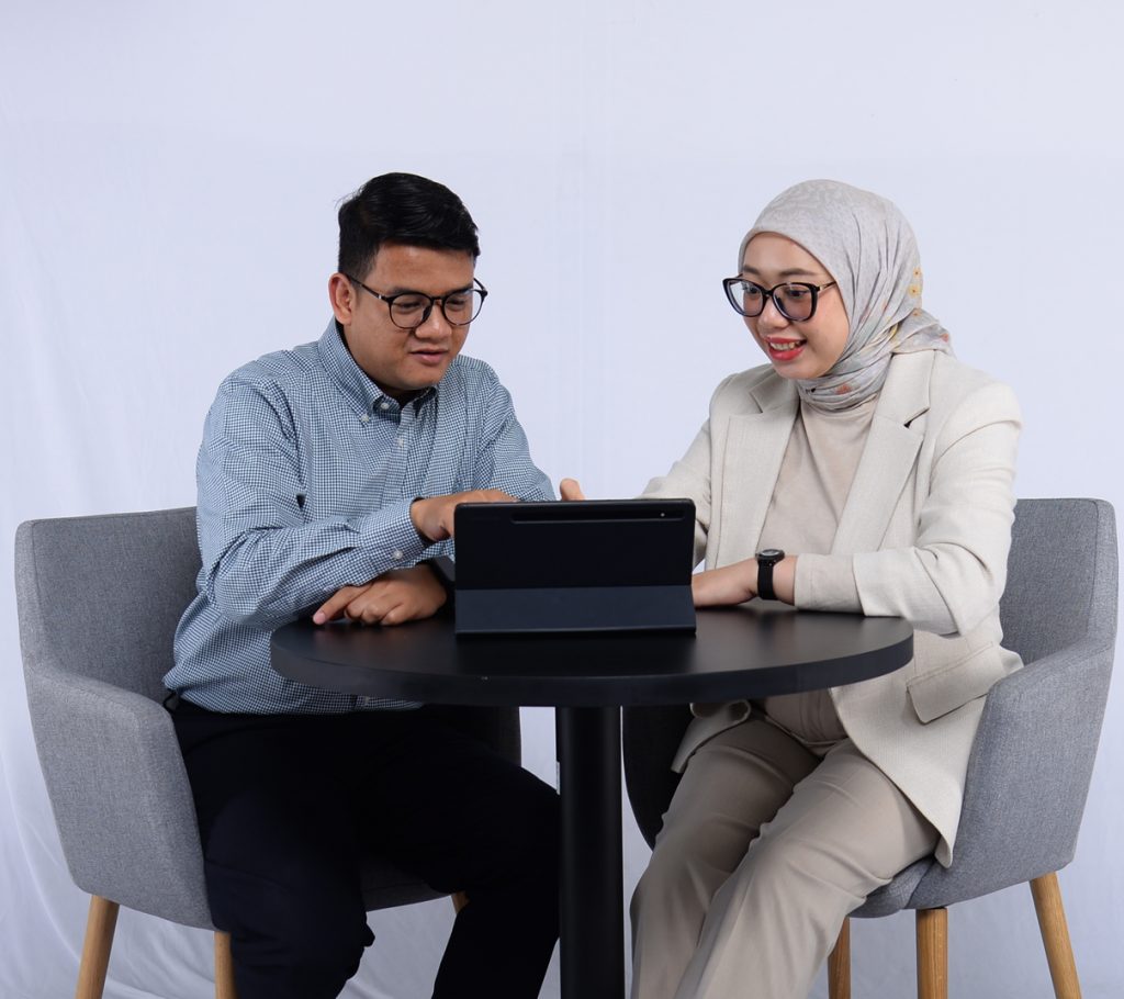 Alih Daya – Micro Madani Institute